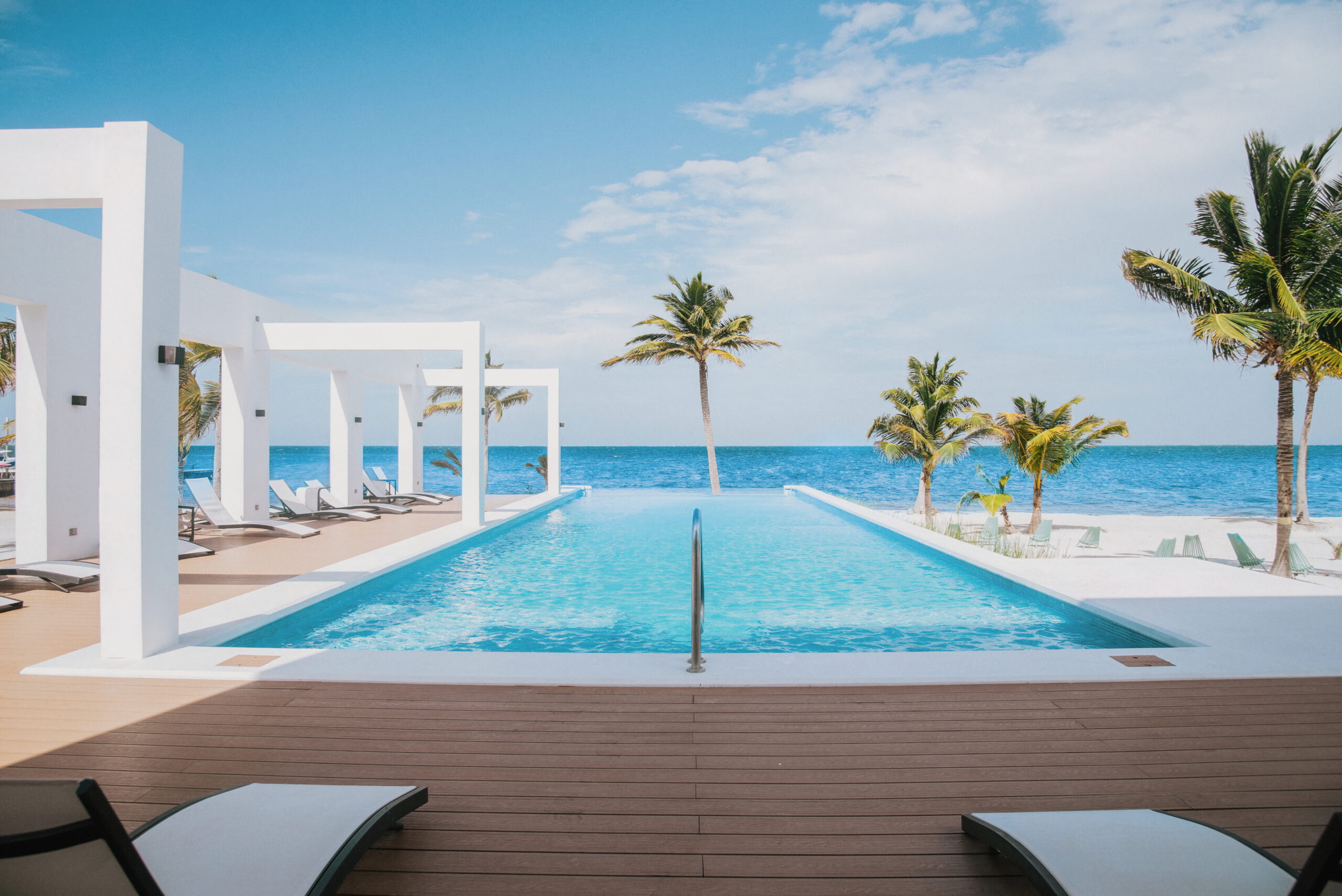 GETTING HERE - Blu Zen - Caye Caulker Hotel and Resort in Belize